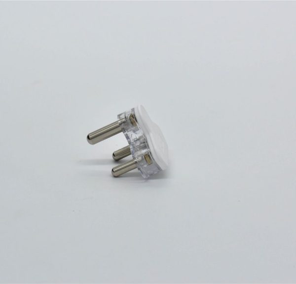White 16A 3Pin PVC Plugtop - Value range - Always Superlative PTY LTD